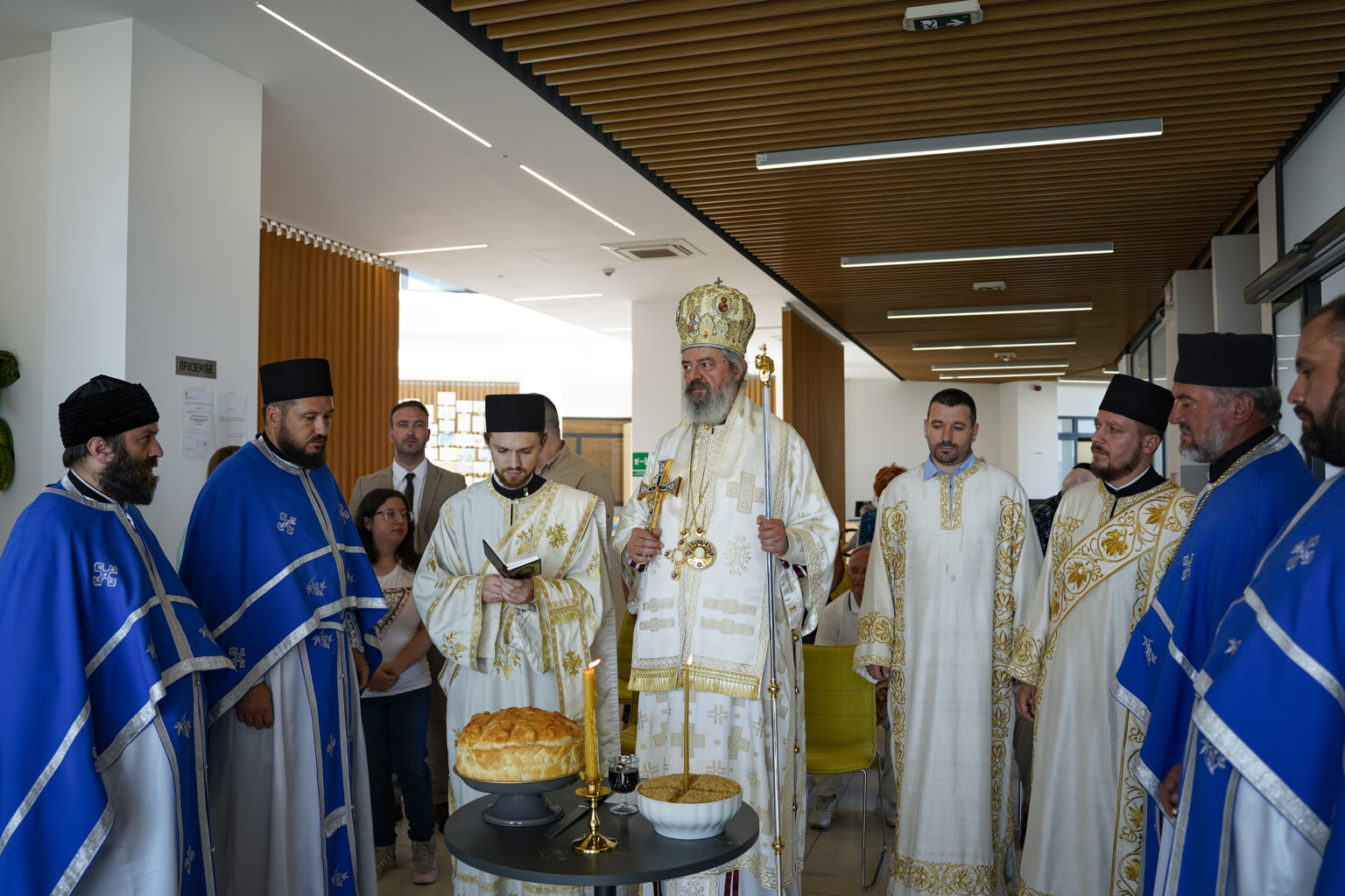 Obeležen praznik zaštitnika kapele Doma za stare i osveštane prostorije ...
